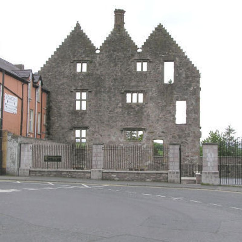 Stewart Castle - Medieval castle in Northern Ireland, Great Britain