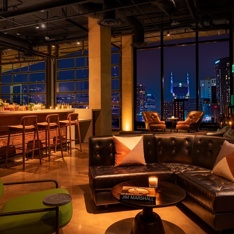 PROOF Rooftop Bar - Bar sur toit et restaurant dans The Gulch ...