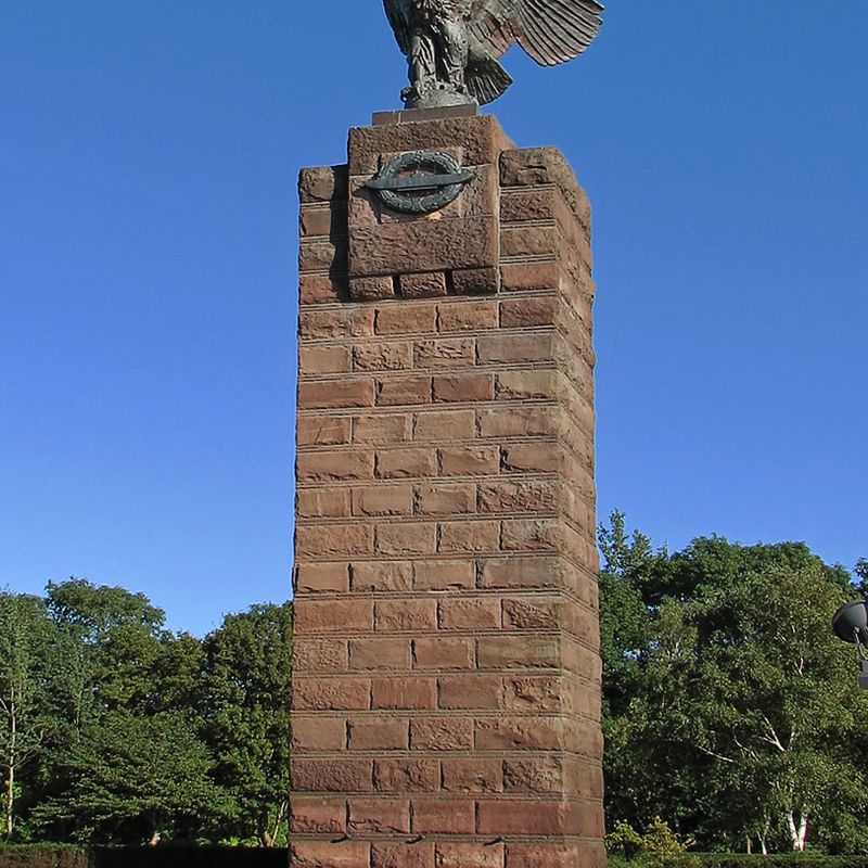Möltenort U-Boat Memorial - War memorial in Heikendorf, Germany