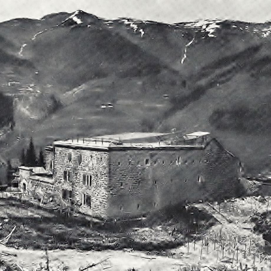 Refuge Antonio Locatelli - Refuge de montagne à Sexten, Italie