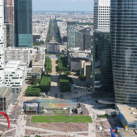 Tour Égée - Gratte-ciel de bureaux à La Défense, France