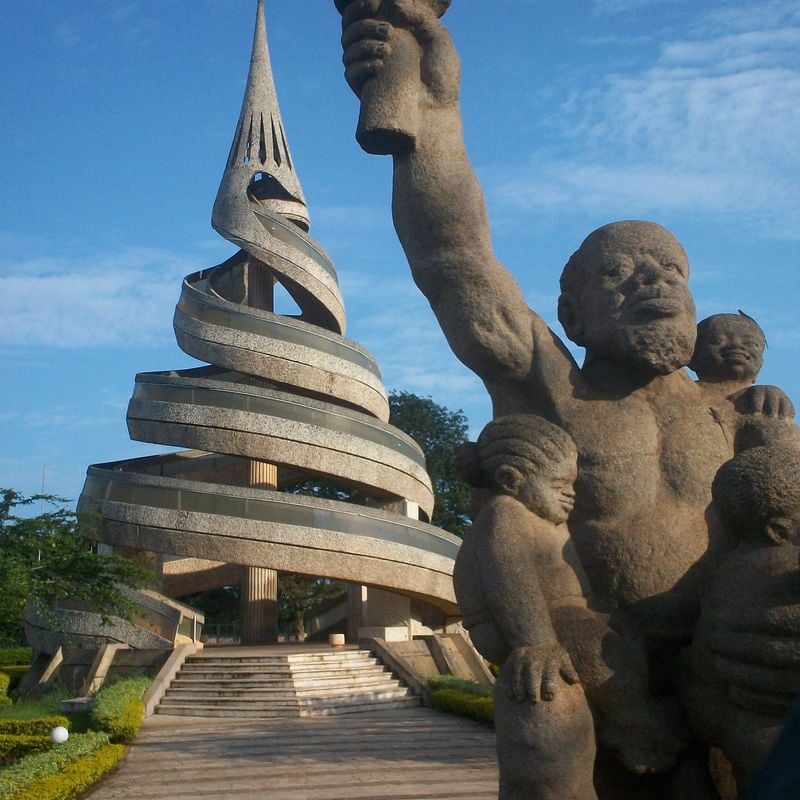Monument de la réunification - Monument au centre de Yaoundé, Cameroun