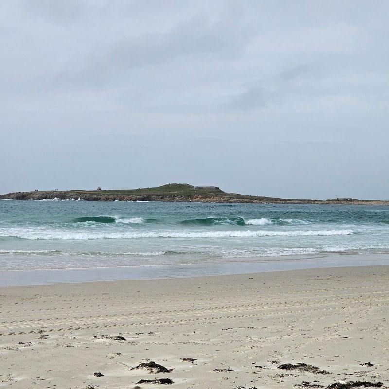 Plage de Pors-Carn - Plage de sable en Bretagne, France